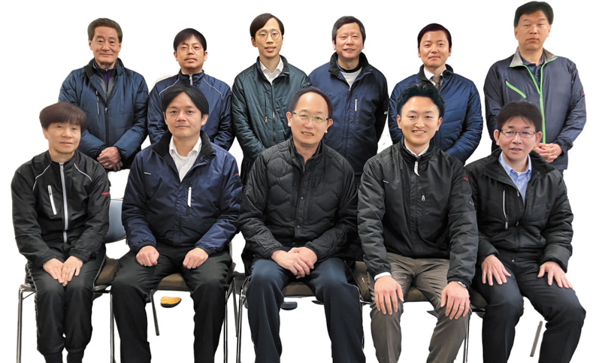C式箱とは？特徴・用途・蓋身式箱との違いを解説｜山元紙包装社